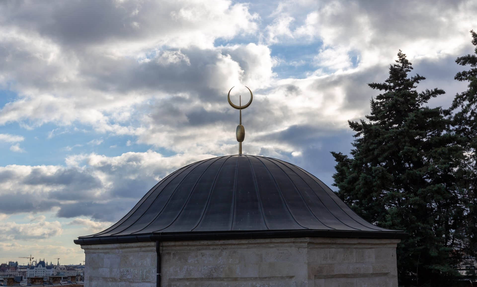 Gül Baba Türbe Budapest: nördlichstes Heiligtum des Islam